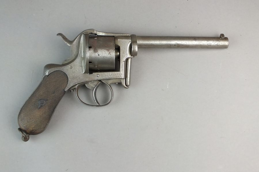 Lot 317 - A Belgian 9mm pinfire seven-shot revolver