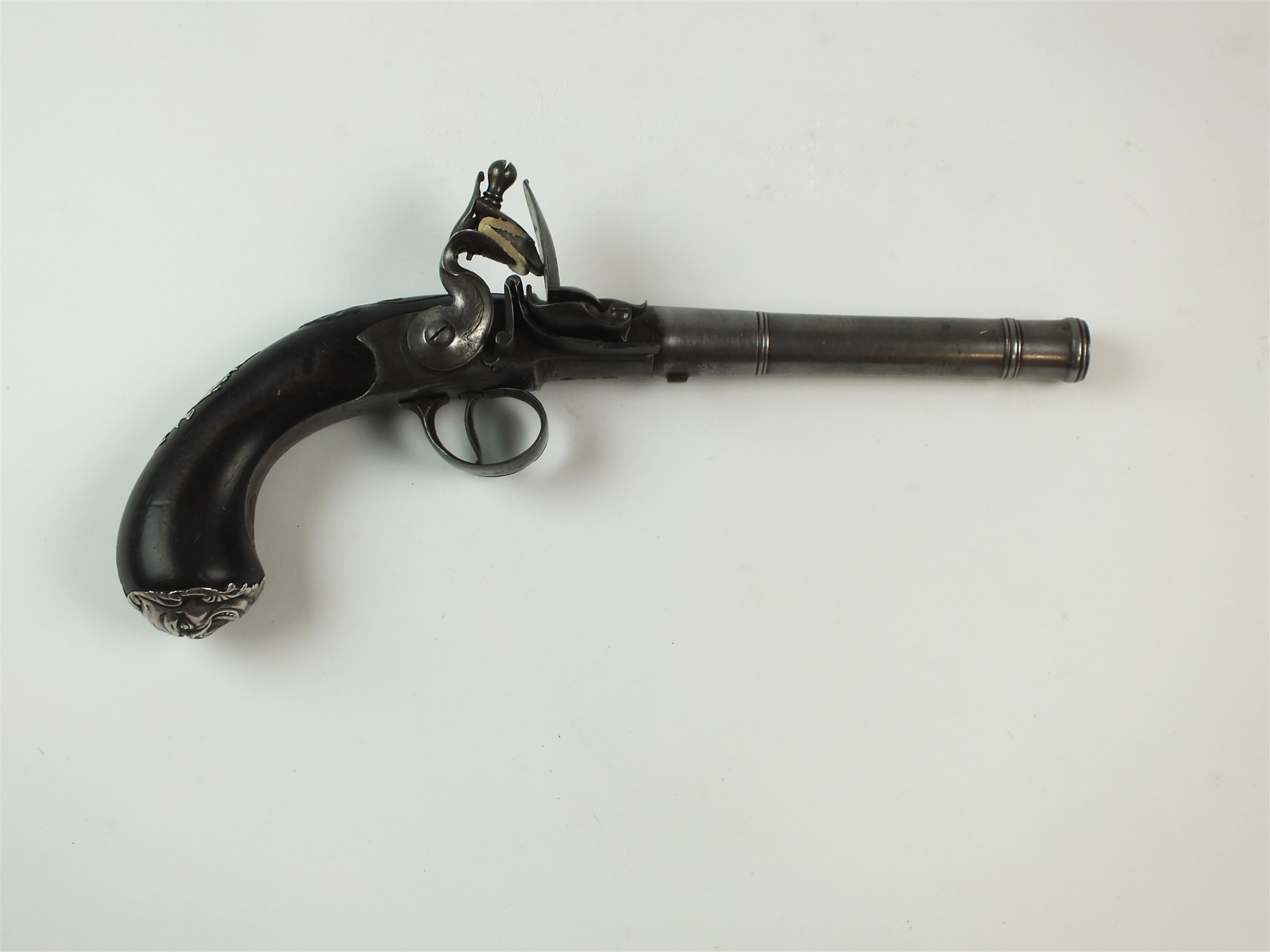 Lot 181 - A 40 bore flintlock hammer action pistol by