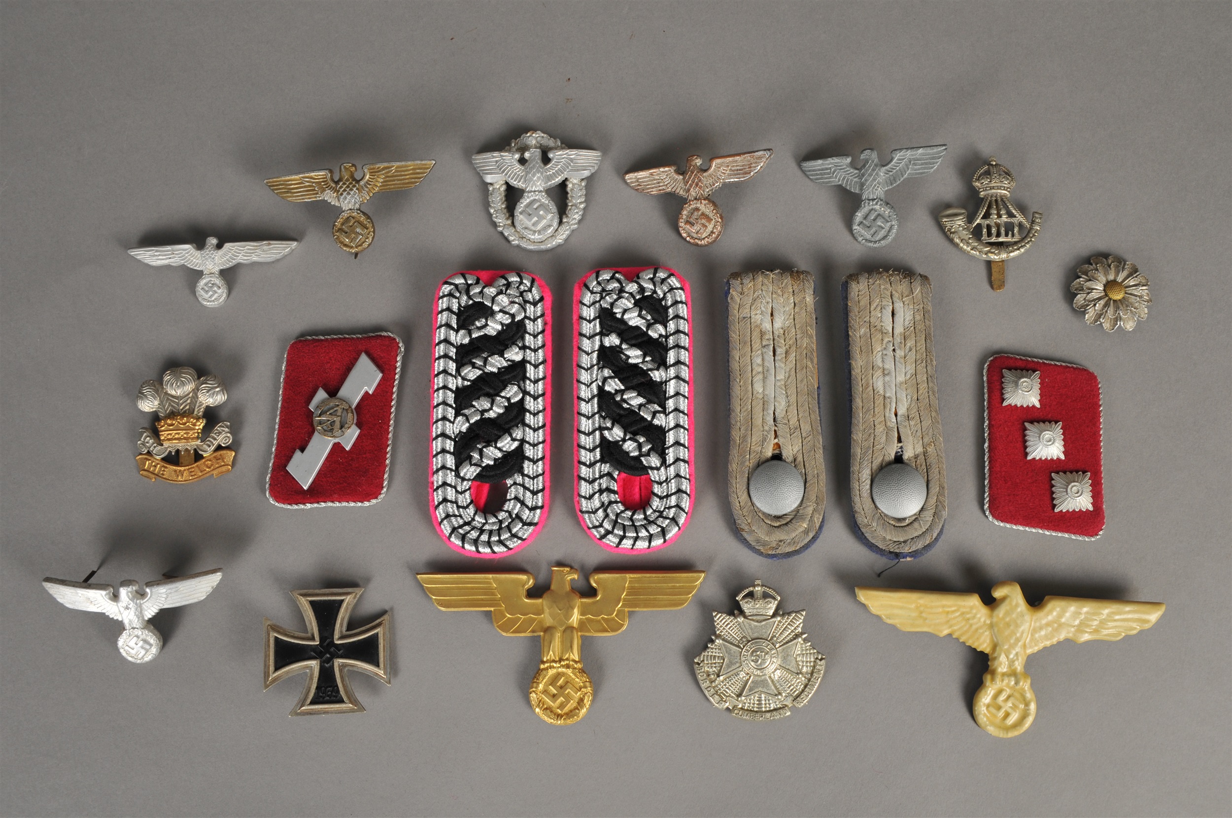 Lot 357 - Assorted collection of predominantly German