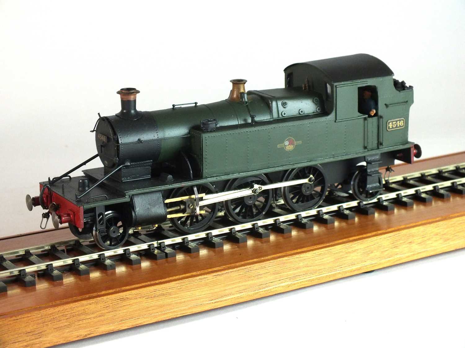 Lot 140 - A 7mm scale model of a steam locomotive,