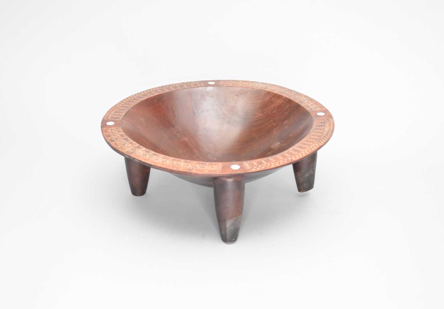A South Pacific Polynesian tribal wood Kava bowl, Fiji islands | Barnebys