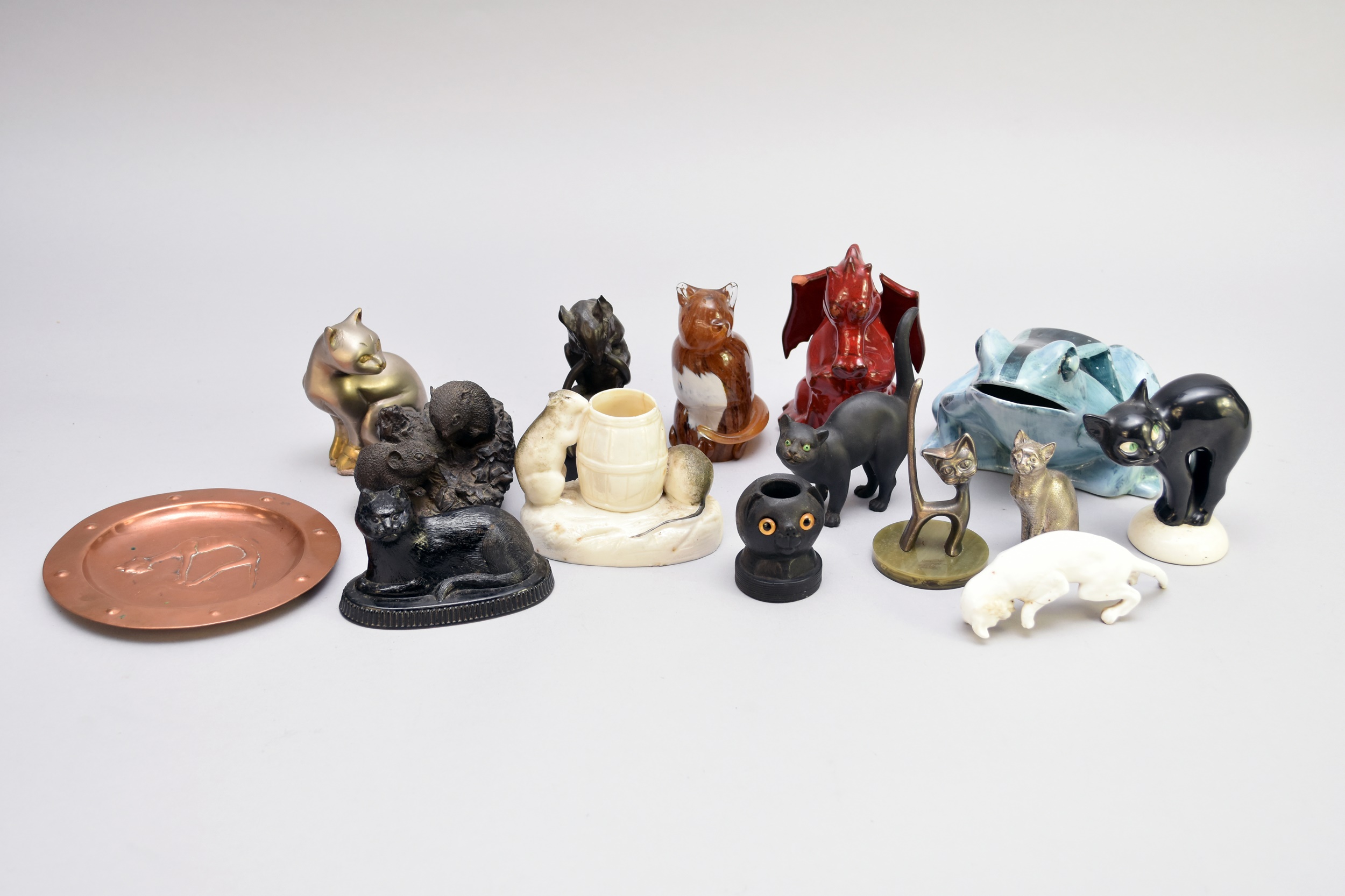 Lot 572 - A Wedgwood black basalt cat, two Lorna