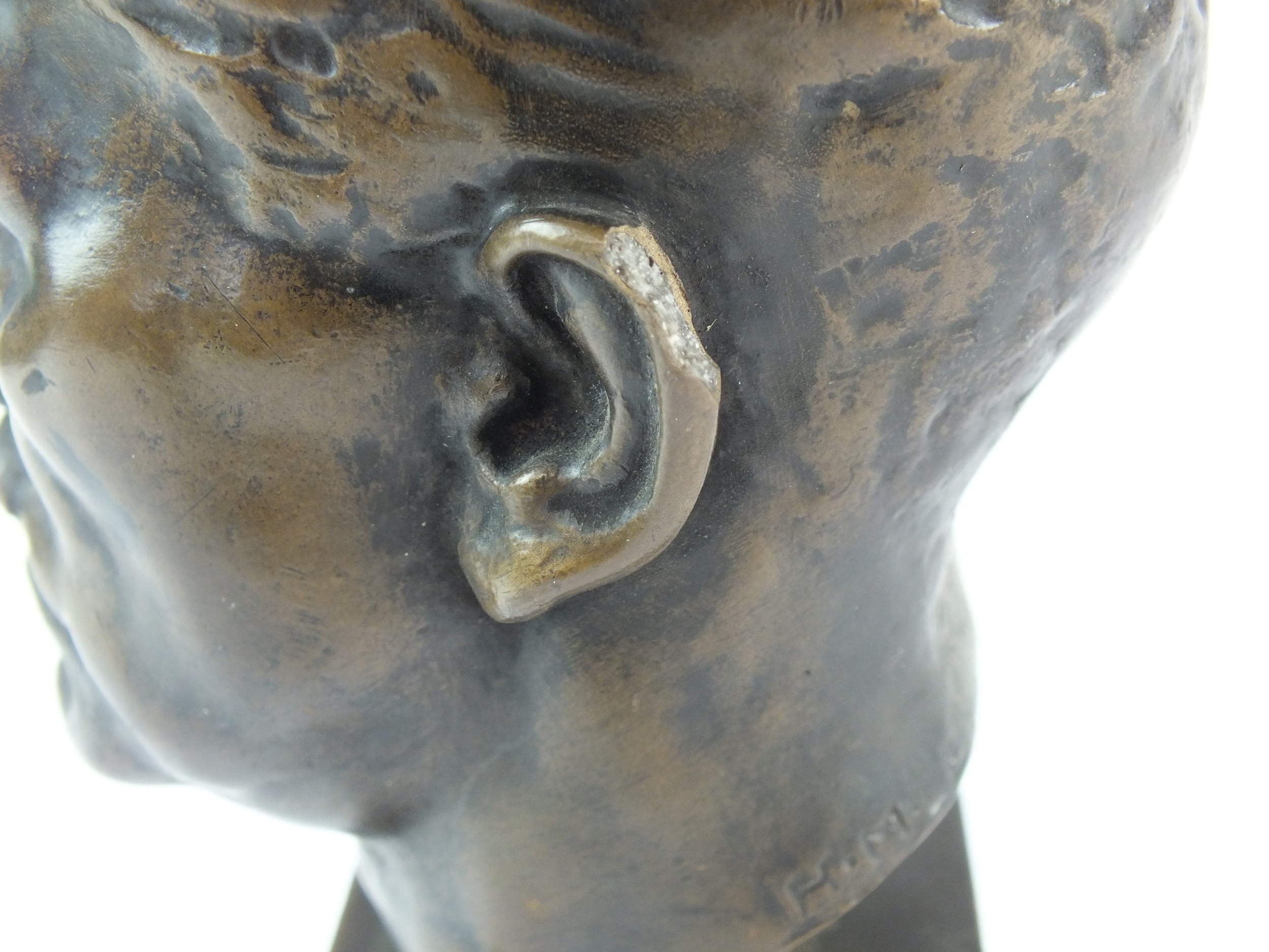 Lot 281 - Desk bust of Adolf Hitler after Hedwig Maria