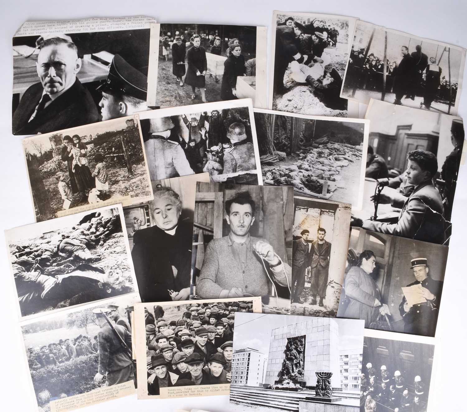Lot 29 - PRESS PHOTOGRAPHY - Nazi Concentration camps,
