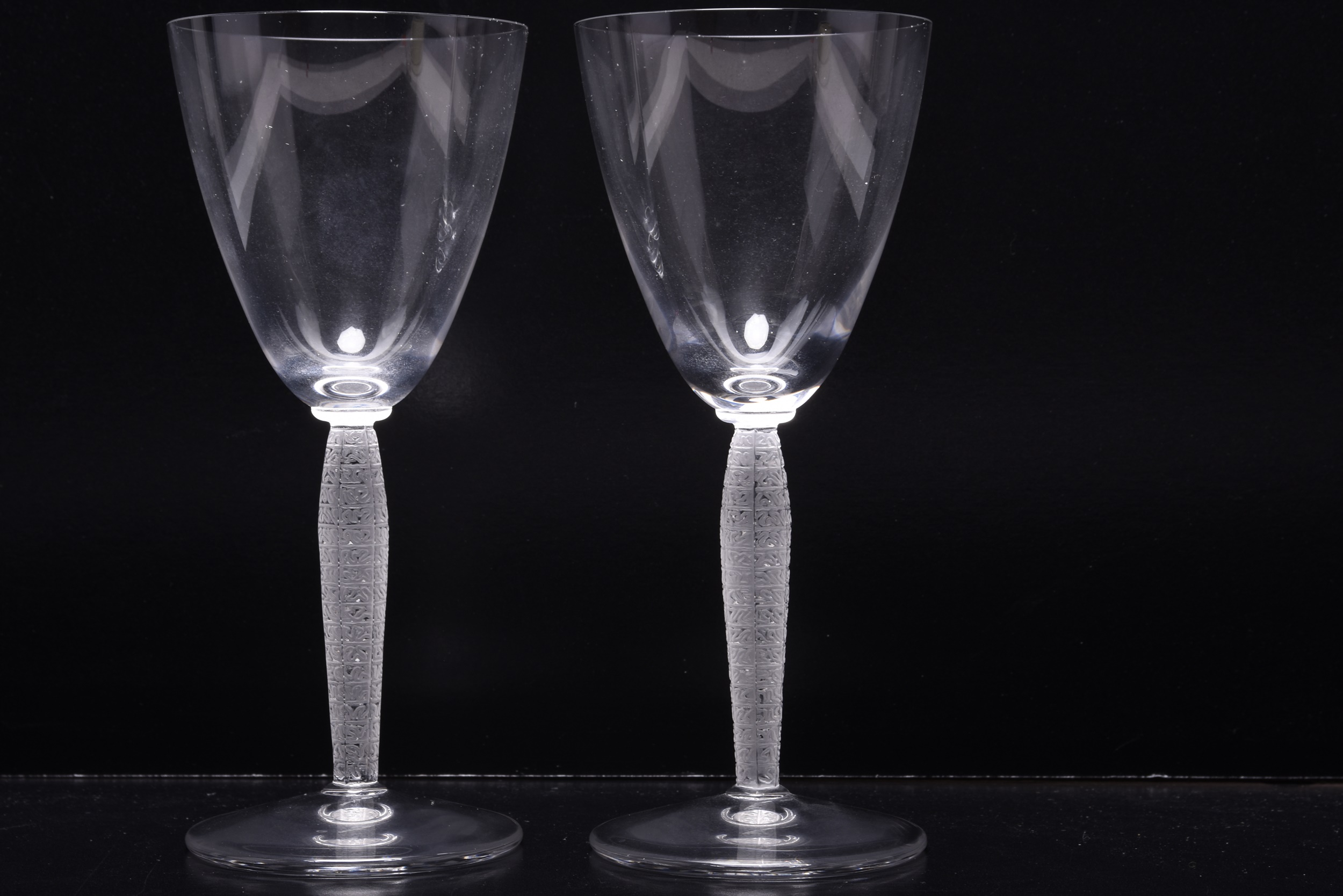 Lalique glasses store