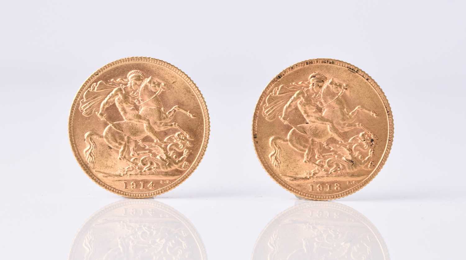 Lot 159 - Two George V sovereigns dated 1913 and 1914