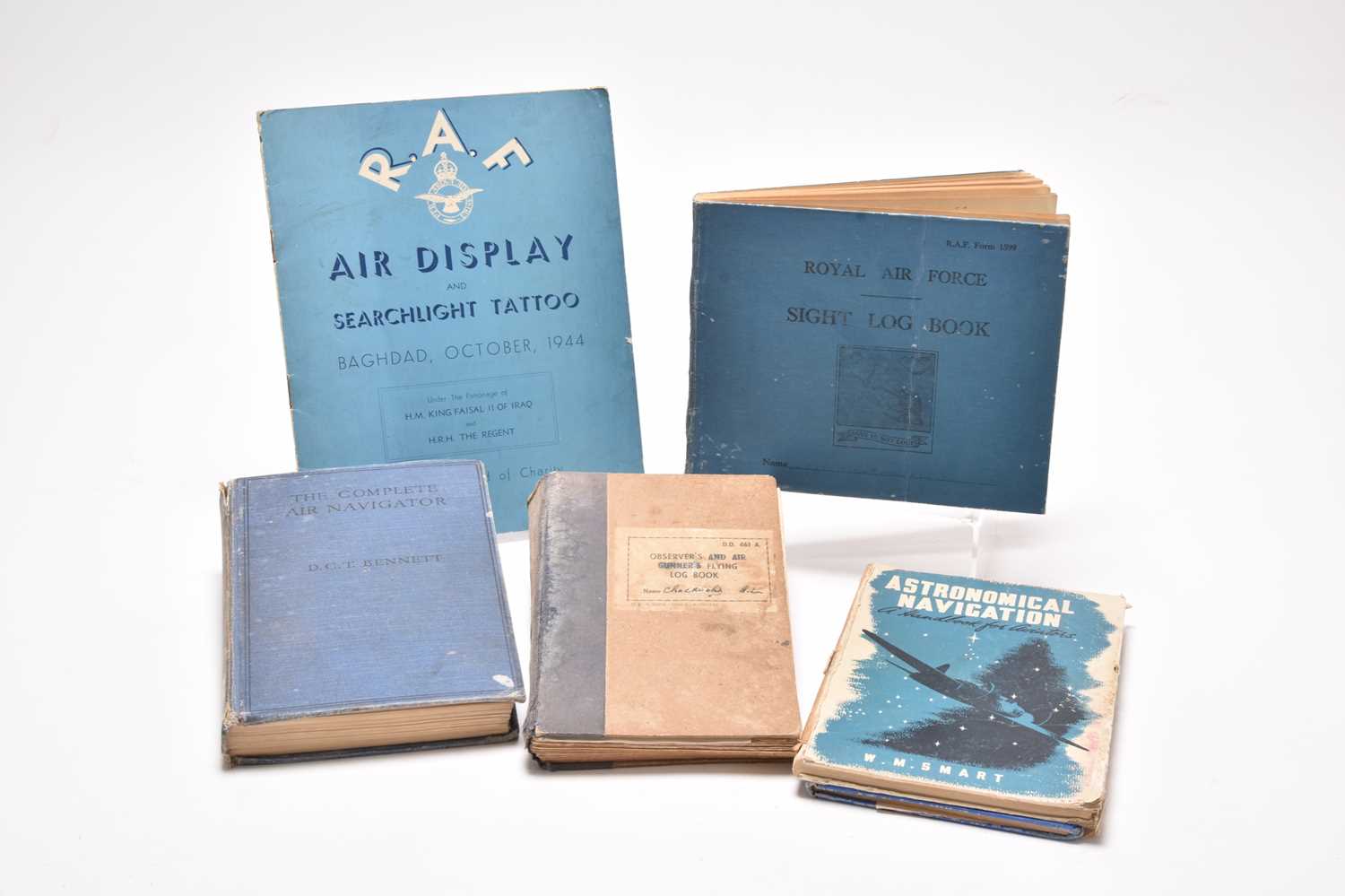 Lot 330 - WWII RAF Grouping to F/Lt Crockford, 216
