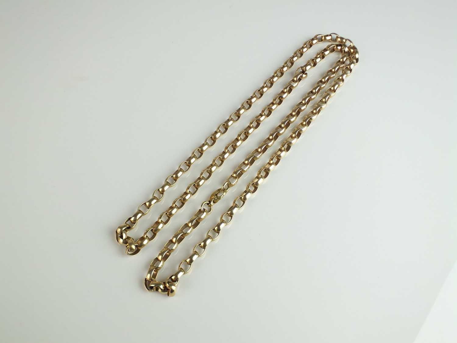 Lot 332 - A 9ct gold belcher link chain necklace