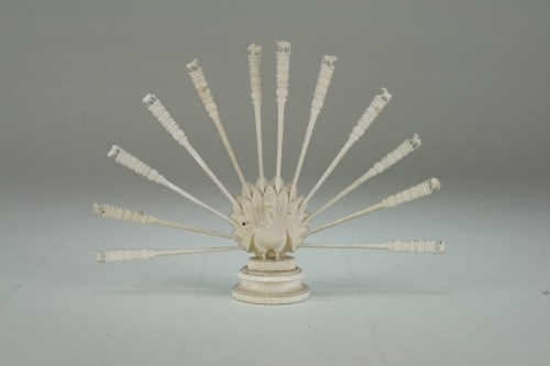 Lot 135 - An Indian ivory toothpick holder 19th